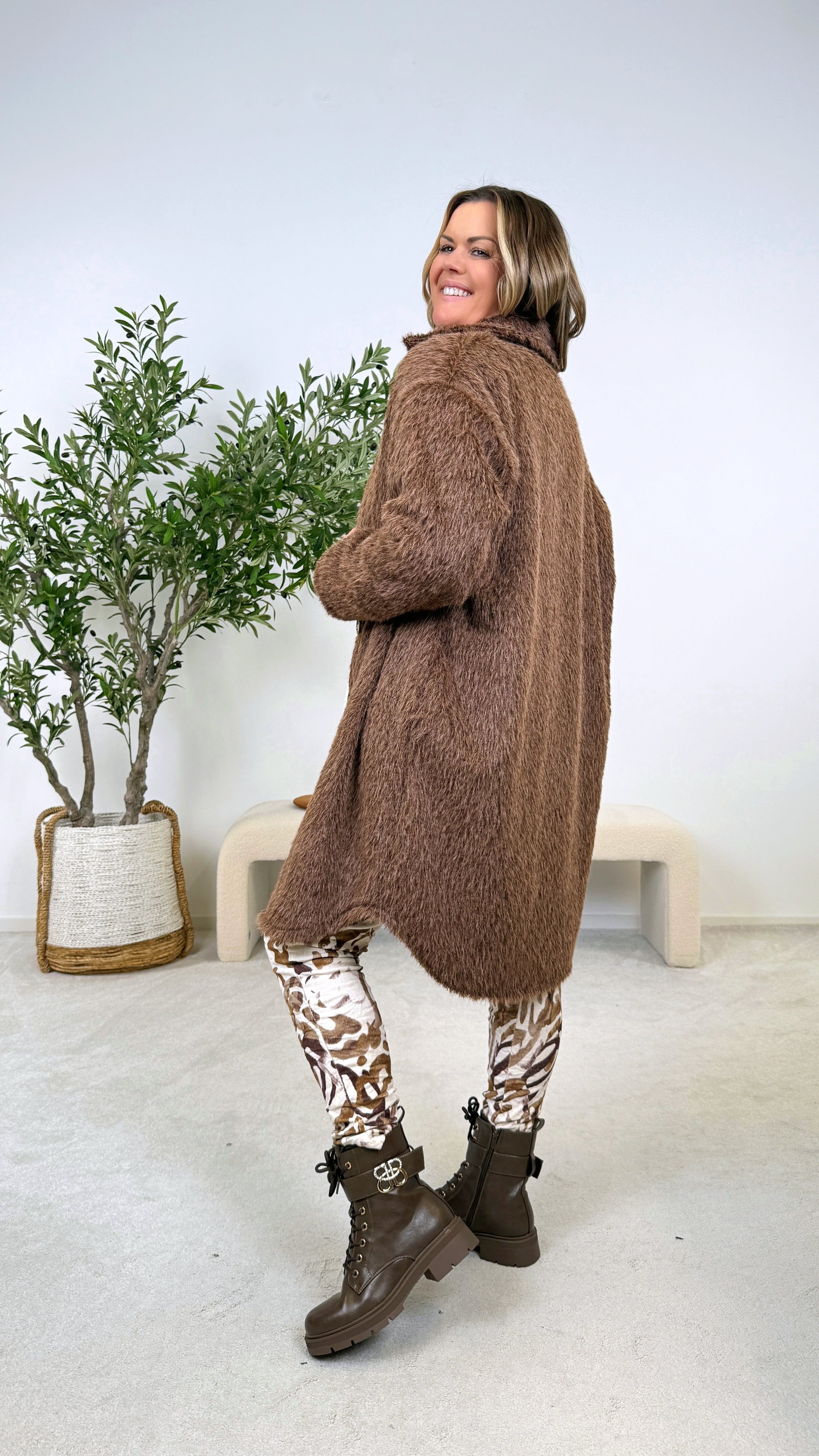 Mantel Teddy Queen *Schoko*